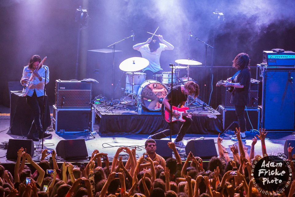 Bad Suns Live Review & Concert Photos | The Beacham Orlando | April 27 ...