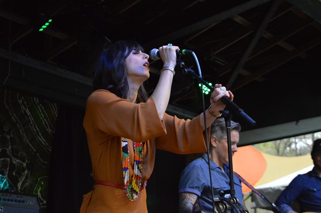 Darling Nicki | Nicki Bluhm and the Gramblers Live Review and Interview ...