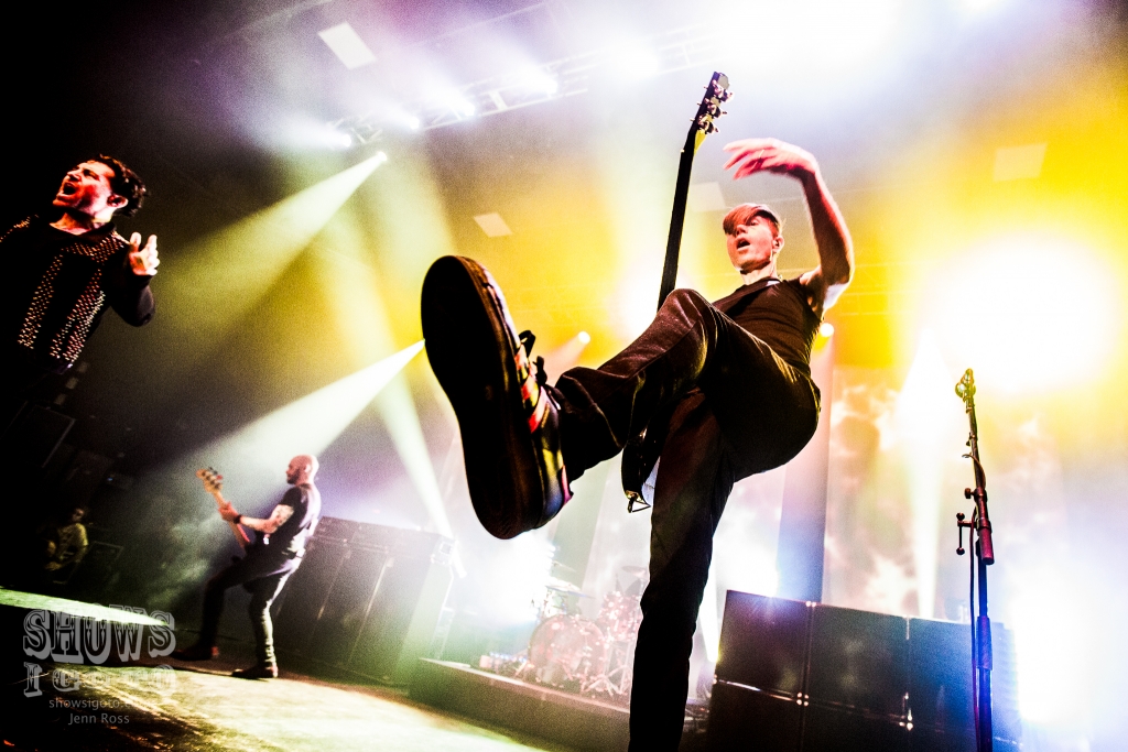 AFI Live Review + Photos w/ Nothing | February 10th 2017 | The Plaza ...