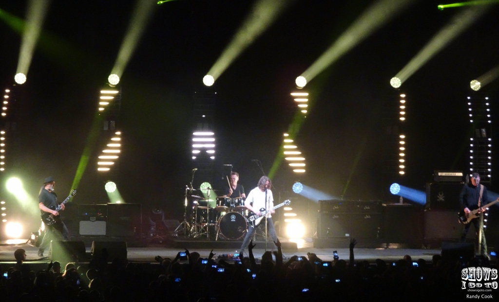 Soundgarden Live Review & Concert Photos – Amalie Arena, Tampa, FL ...